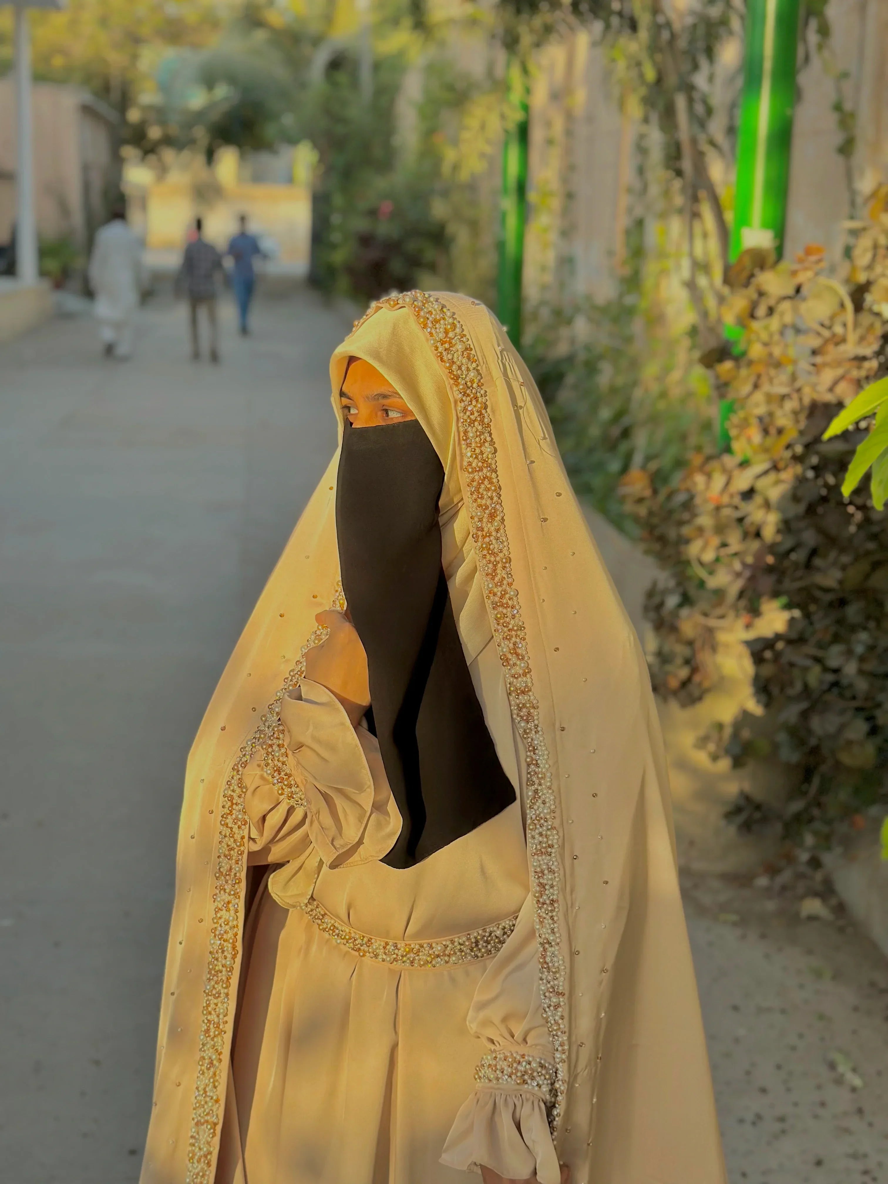 Royal Silk Iranian Bridal Dress – Razia Hijab